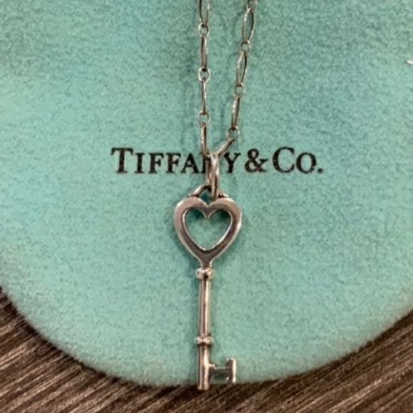 Tiffany & Co. | Jewelry | Sale Tiffany Heart Key Pendant Necklace Just ...